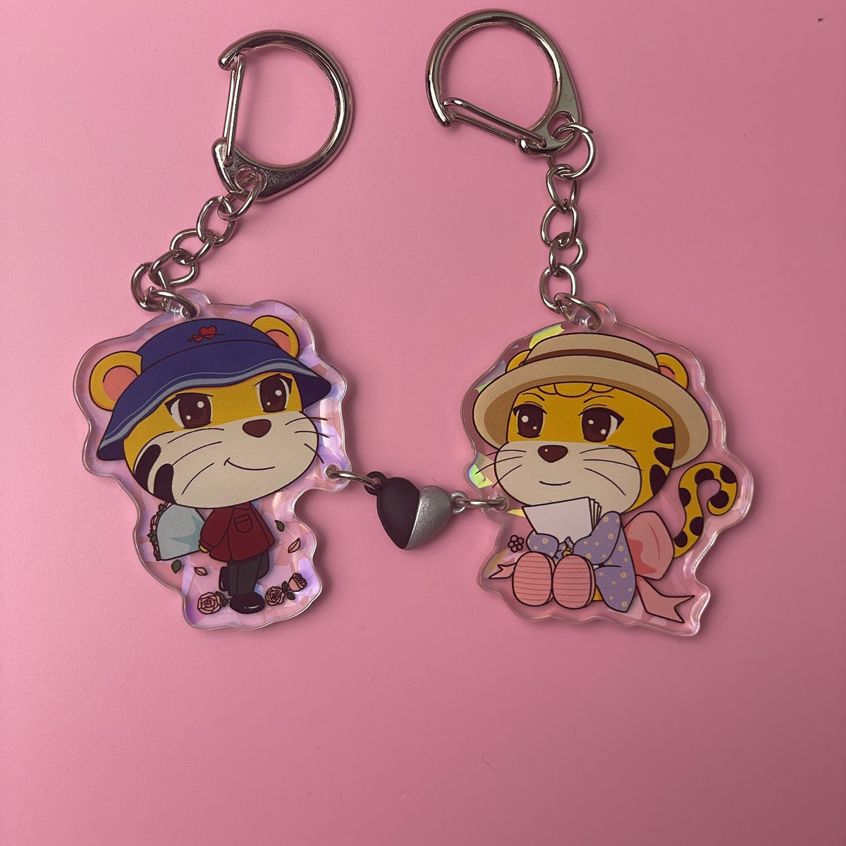 Custom heart/ball shape magnet acrylic keychains – Tigerkin shop